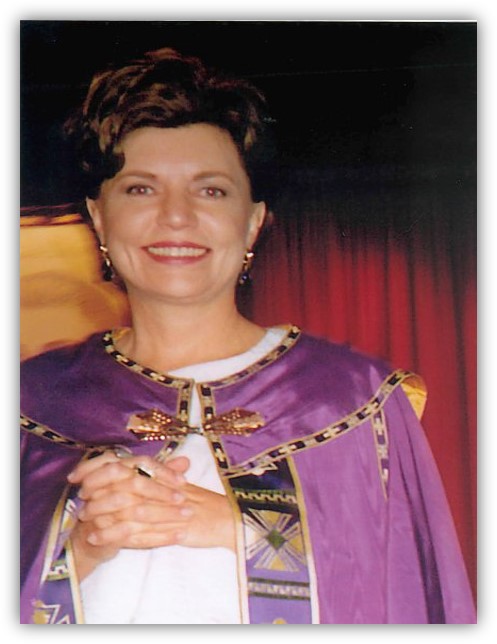 - QUEM FOI ELIZABETH CLARE PROPHET?